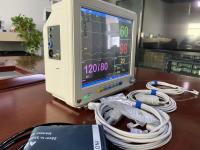 China Lightweight Hospital Patient Vital Signs Monitors With ECG SPO2 NIBP Temp Measurement for sale
