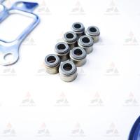 China 4M40-N Naturally Aspirated Engine Overhaul Gasket Piston Bearing Set OE ME996729 for sale