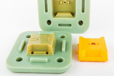 China Custom PET PVC Plastic Bottle Caps & Parts with ±0.3% Dimensional Accuracy and 0.75mm Minimum Wall Thickness for sale