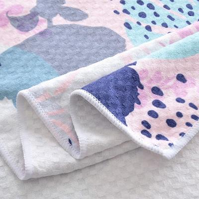 China Travel 80x160cm Waffle Microfibre Towel Beach Sand Free for sale