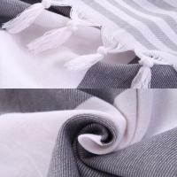 China 100% Cotton 100x180cm Turkey Beach Towel 370gsm With Tassels for sale