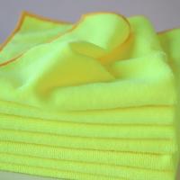 China 300gsm 40x40cm Auto Detailing Microfiber Towels Warp Knit For Car Care Polishing Drying for sale