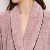 China Antibacterial Coral Fleece Bathrobe 350gsm 120cm Moisture Wicking Odor Resistant for sale