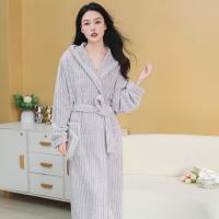 China 300gsm Coral Fleece Bathrobe 120cm Striped Design 85% Polyester 15% Polyamide With Hooded Cap for sale