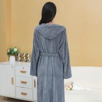 China Quick Dry Breathable Waffle Coral Fleece Bathrobe For Winter / Autumn for sale