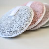 China 12x12cm Bamboo Charcoal Coral Fleece Microfiber Facial Pads OEM / ODM for sale