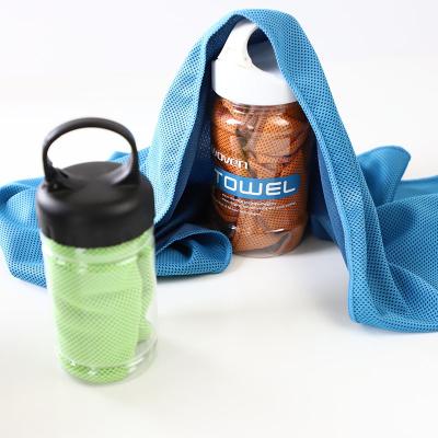China High Density Slim Microfiber Sport Towel / Advanced Microfiber Cooling Towels With Bottle Package for sale