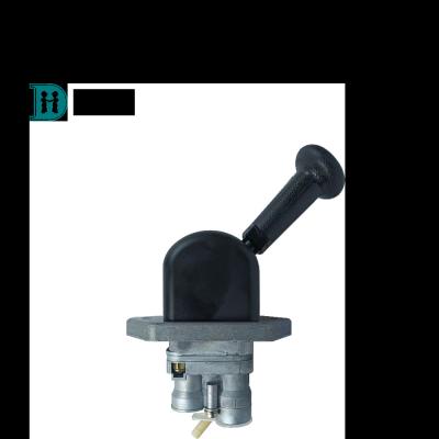 China DPM21A Hand Brake Valve for Auman ETX GTL EST Truck Trailer Air Brake System 24V for sale