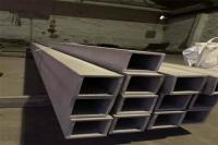 China Construction Galvanized Steel Hollow Sections Rectangular Welded Steel Pipe for sale