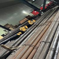 China 4140 Alloy Steel Round Bar with 3000-6000mm Length 20-500mm Diameter and 7.85 G/cm3 Density for Industrial Applications for sale