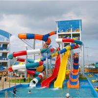 China Fiberglass Curved Water Slide 10m Platform Height 300kg Capacity for Water Park for sale