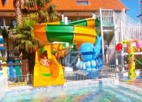 China Fiberglass Water Spiral Slide 6-8mm Thickness for Swimming Pools with 60-80m³/h Water Flow for sale