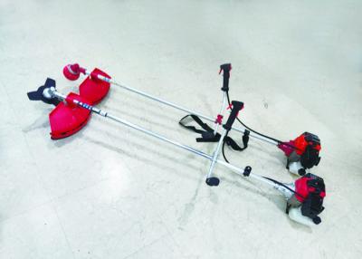 China Strong Power Petrol Grass Trimmer , Rapid Acceleration Hand Held Brush Cutter for sale