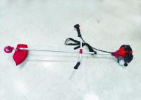 China Portable Nylon Line Blade Petrol Brush Cutter Low Vibration Clutch Design for sale