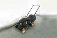 China Commercial Portable Garden Lawn Mower With 18 Inch Steel Deck Lawnmower for sale