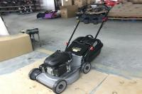 China Gasoline Engine Portable Garden Lawn Mower 19 Inch With Aluminum Deck Plastic Grass Box for sale