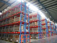 China Heavy Duty Industrial Pallet Racks Corrosion Protection Custom Warehouse Racking for sale