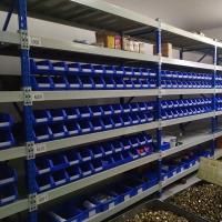 China 100kg-500KG/Per Layer Heavy Duty Industrial Shelving Racks With Five Adjustable Layers for sale