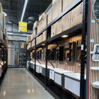 China Customized Load Supermarket Metal Rack For Retail Shops Long Lasting Construction for sale