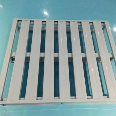 China Wholesale Storage Equipment Stackable Pallets Industrial Steel Heavy Duty Steel Pallet  For Sale for sale
