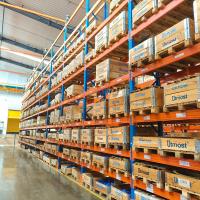 China Customizable Warehouse Pallet Racking Heavy Duty Racks System Store Shelf For Sale for sale