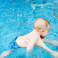 China Elastic Waistband Disposable Swim Diapers for sale