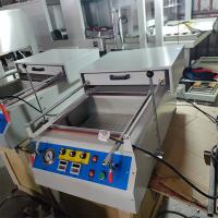 China Plastic Small Vacuum Forming Machine For Food Box for sale