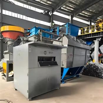 China Plastic Crusher Machine 6 Blades 380V 11kw for 1000kg Waste Recycling for sale