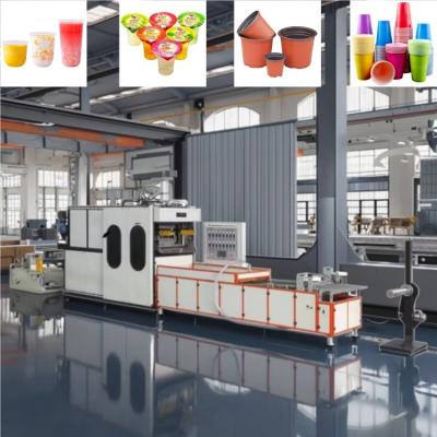 China Full-Automatic Plastic Cup Thermoforming Machine WX-730 450x750mm Forming Area CE Certified for sale