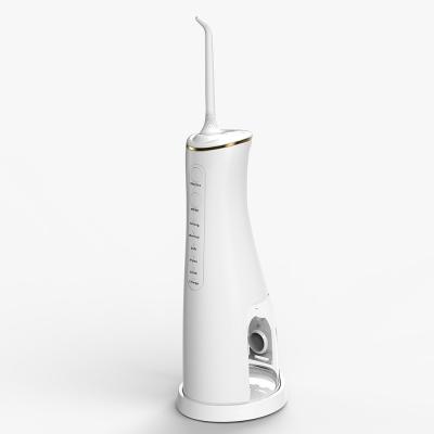 China Rechargeable Portable Cordless Water Flosser For Teeth With Rotatable Nozzle for sale
