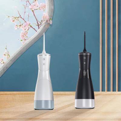 China Electric Cordless IPX7 Water Flosser For Travel 1800 MAh Battery for sale