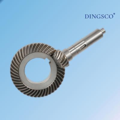 China Precision Right-Angle Transmission Spiral Bevel Gear Set with Carburizing & Quenching and ISO 5-6 Accuracy Grade for sale