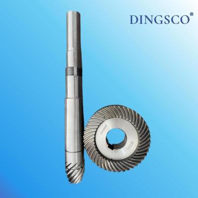 China High Transmission Efficiency Spiral Bevel Gear Set with ISO 4-6 Grade Accuracy and Extra-Long Integral Shaft for sale