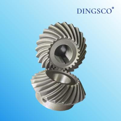China 20CrMnTi Spiral Bevel Gear with HRC 55-62 Hardness and ISO 5-6 Grade Precision for Industrial Transmission for sale