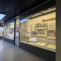 China Museum Wall Display Cabinet Spacious Wall Case, On-wall Or In-wall, Electric Openers, Micro, Chief for sale