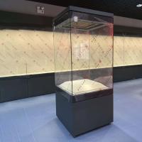 China Movable Museum Style Display Case Exquisite Antiques Display Cases For Exhibition for sale