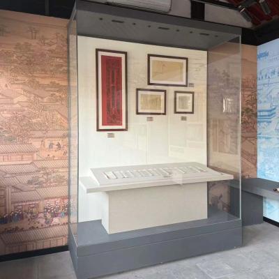 China Generous Vitrine, Surface Or Built-in, Automated Panels, Environment, Wall Display Cabinet Museum Display Cabinet for sale