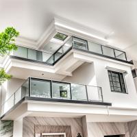 China Modern Aluminium Stair Railing lightweight Aluminum Staircase Railing for sale