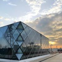 China High Chemical Resistance UV Resistant Glass for Museum Displays for sale