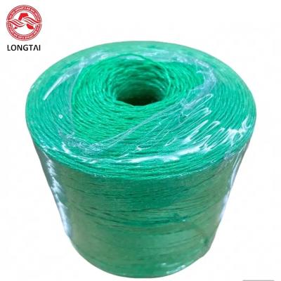 China High strength Green Fibrillated Polypropylene Greenhouse Twine T1800 1kg Bobbin for sale