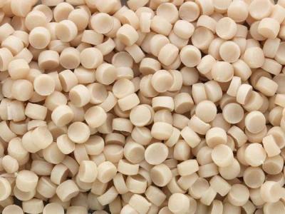 China 1.52g/Cm3 Soft Flame Retardant LS PVC Cable Compound Granules for sale