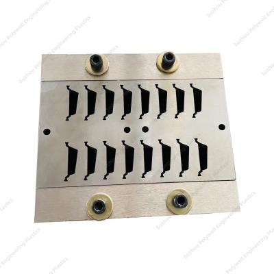 China PA66 GF25 Polyamide Profiles Extruding Mould For Plastic Heat Insulation Strip for sale