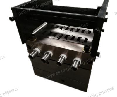 China Plastic Moulding Dies Used On Single Screw Machine For Heat Insulation Strips Production for sale