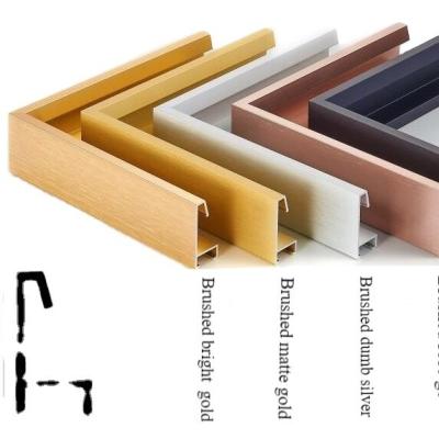 China Decorative Standing Picture Frame Aluminum Alloy Profile with Bright Gold Coating for sale