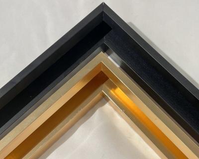 China Simple Wall Hanging Aluminum Alloy Picture Frame Light with and 35mm Side Height Size for sale