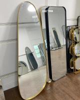 China Brushed Aluminum Circle Frame for Table Mirror in Rose Gold Material and Round Shape for sale