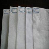China 420gsm polyester needle punched nonwoven fabric filling polyester wadding polyester fiber for sale
