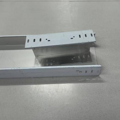 China Fire Rated 300mm Trough Cable Tray Hot Dipped Galvanized 1.2mm-2.5mm Thickness Stainless Steel Organizer for sale