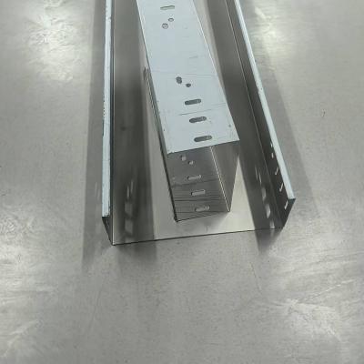 China 4 Inch Stainless Steel Cable Tray with 1.2-2.5mm Thickness and 50-1000mm Height Options for Industrial Use for sale