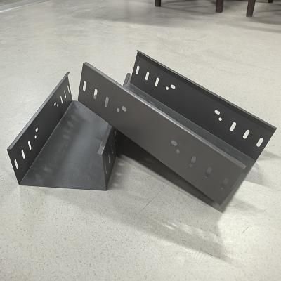 China Wall Mount Ventilated Cable Tray Aluminum Ladder 100mm Width 3m Length with 50mm × 25mm Slot Size for sale